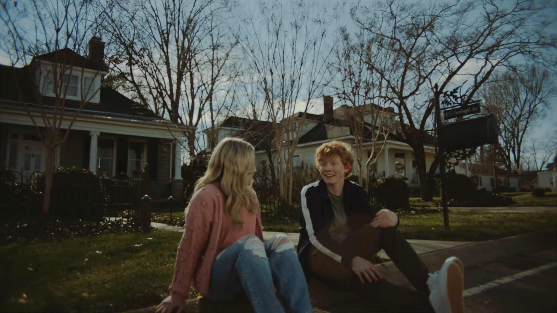 Ed Sheeran Feat. Taylor Swift - The Joker And The Queen | Zabavni Radio